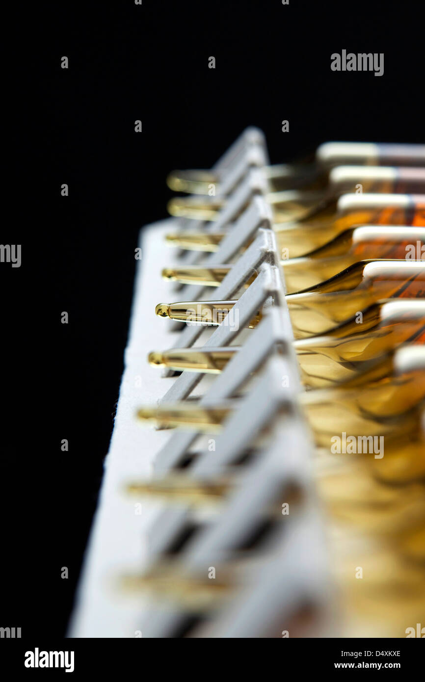 Ampule hi-res stock photography and images - Alamy