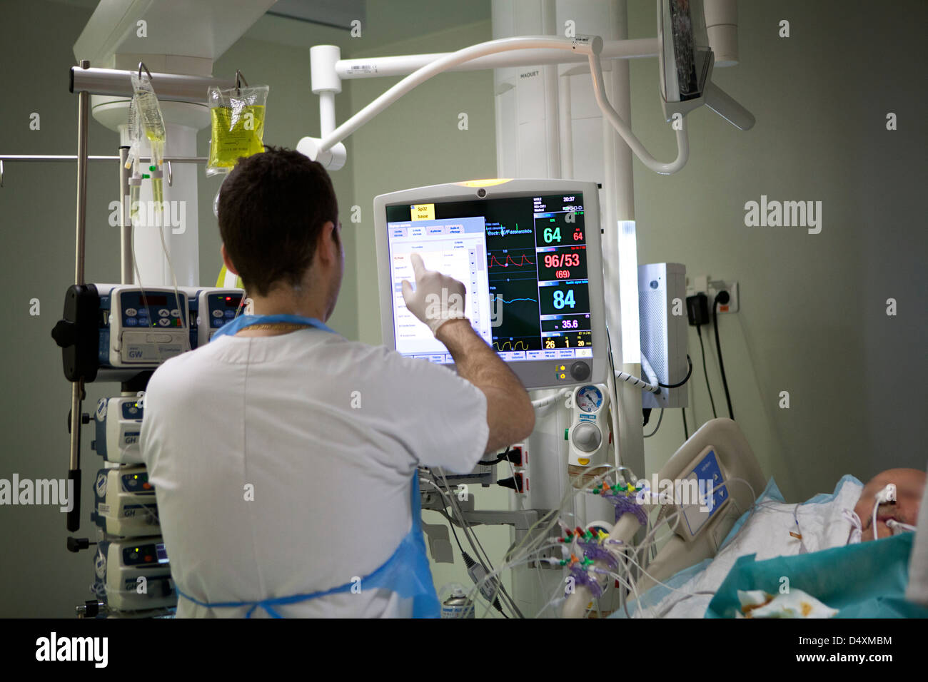 INTENSIVE CARE UNIT Stock Photo - Alamy