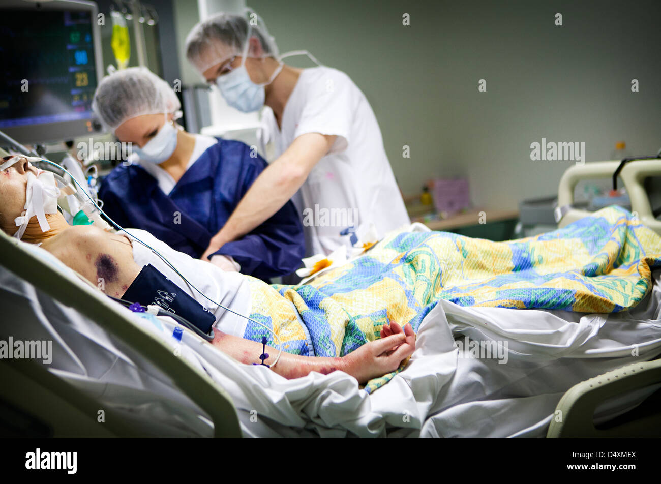 Icu hi-res stock photography and images - Alamy