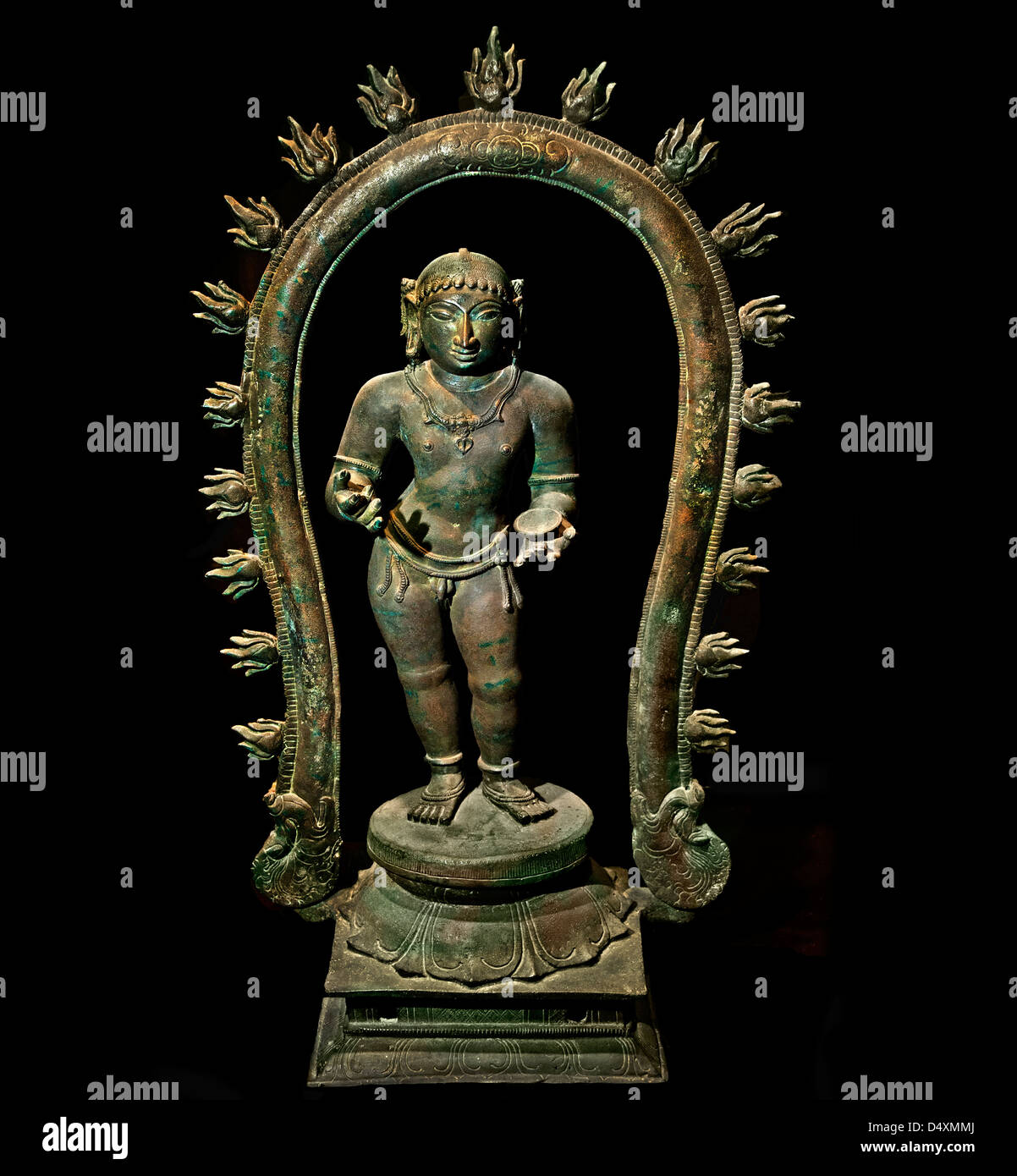 Bronze cymbals hi-res stock photography and images - Alamy