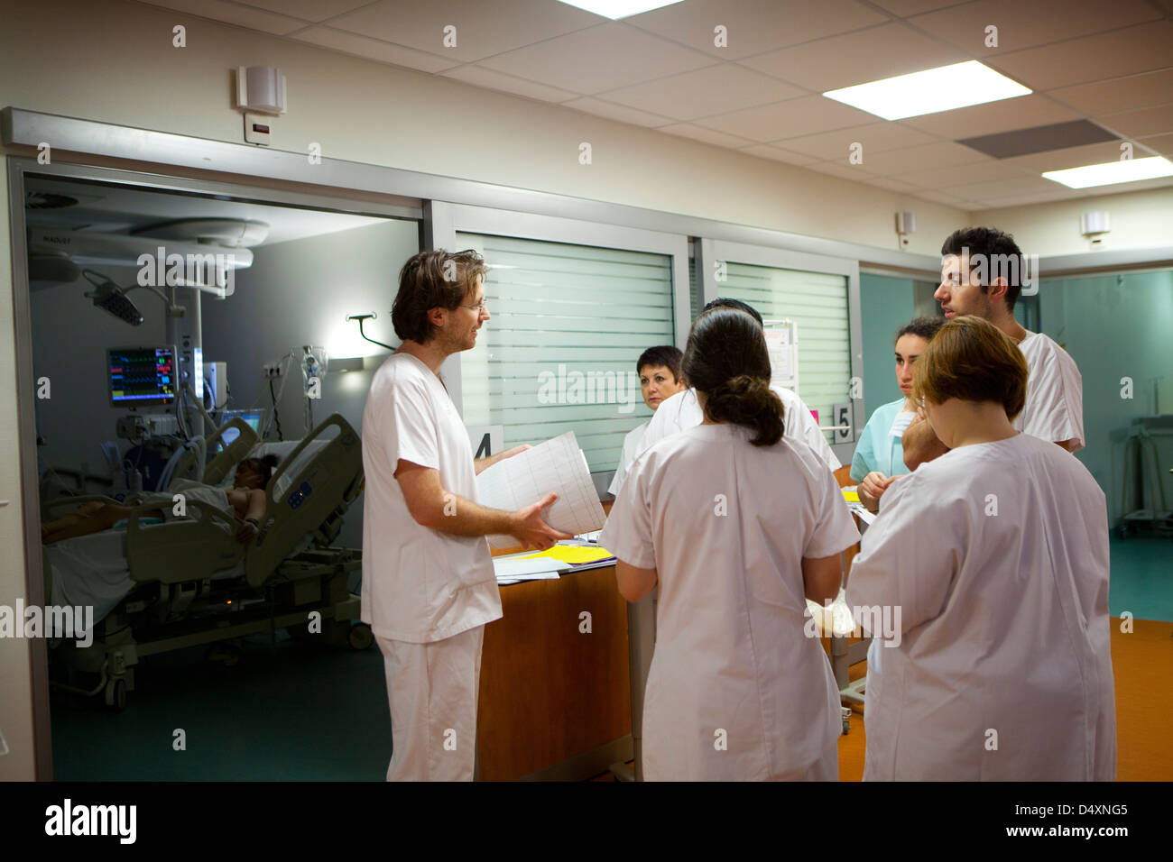Care teams hi-res stock photography and images - Alamy
