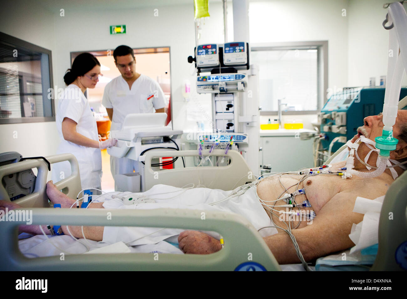 Intensive Care Unit Patient Elderly High Resolution Stock Photography ...