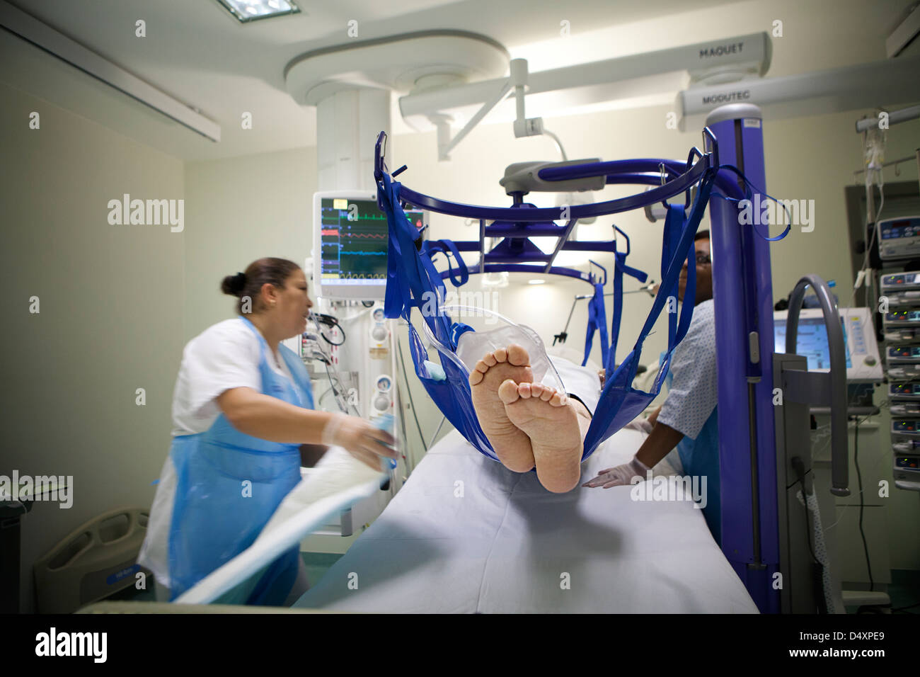 INTENSIVE CARE UNIT Stock Photo - Alamy