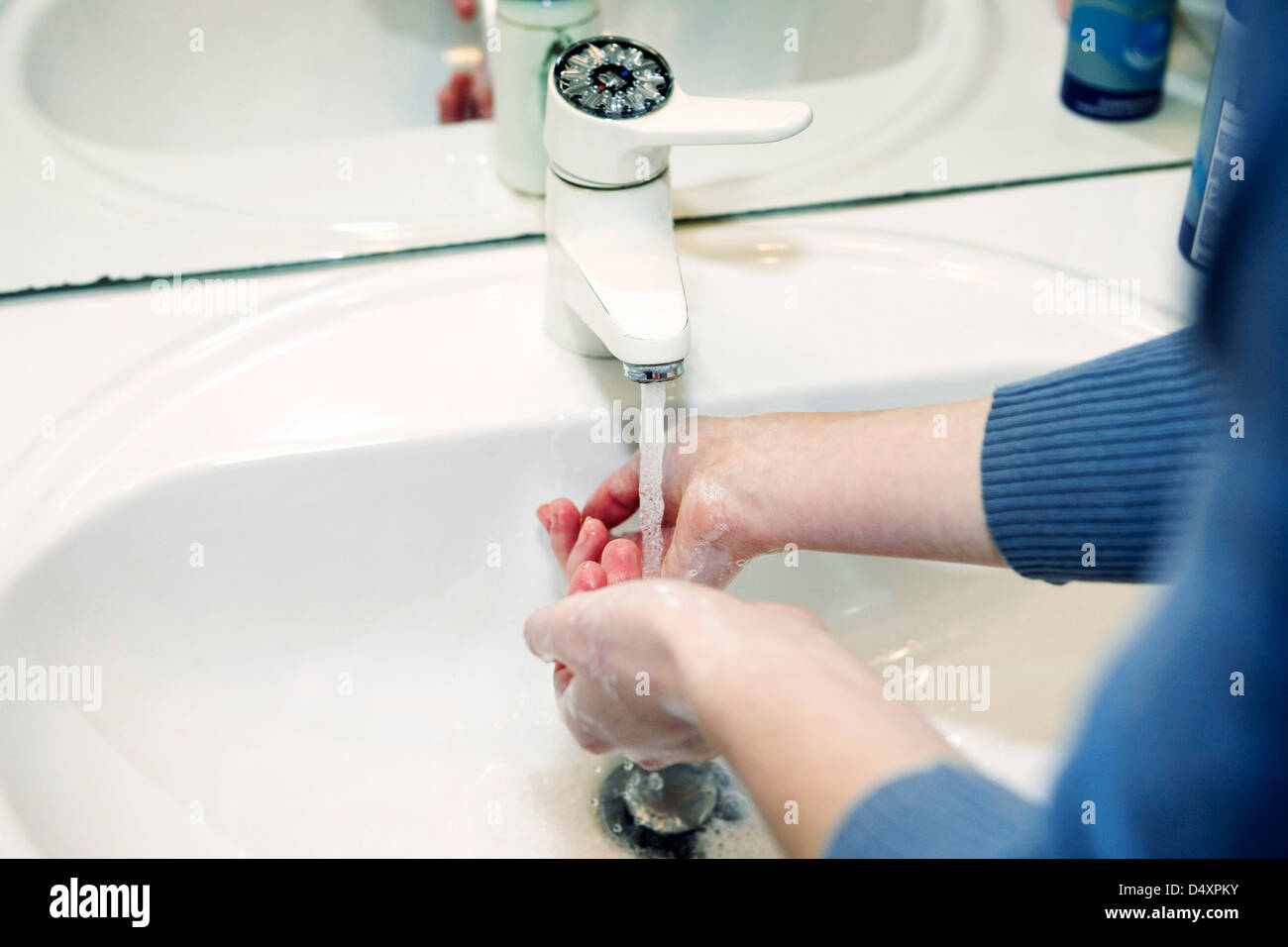 HAND WASHING, WOMAN Stock Photo - Alamy