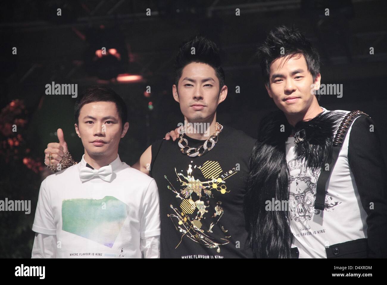 VanNess Wu attended fashion party with Alan Kuo and fashion designer in ...