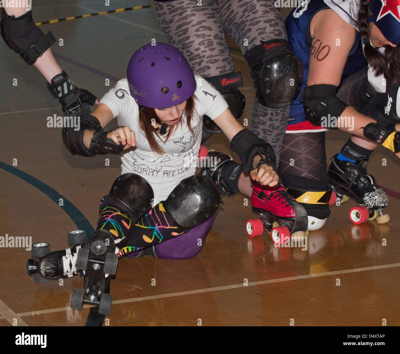 Flailing legs hi-res stock photography and images - Alamy