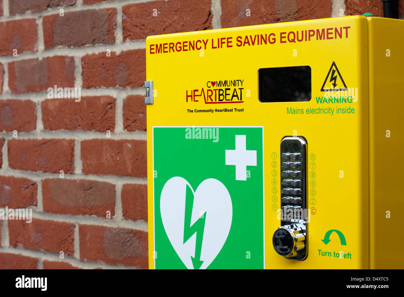 Defibrillator box yellow hi-res stock photography and images - Alamy