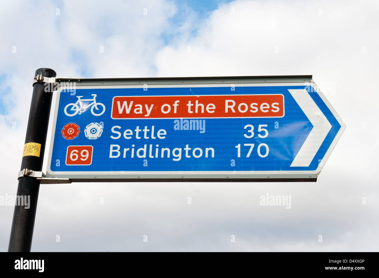 Morecambe bay cycle way hi-res stock photography and images - Alamy