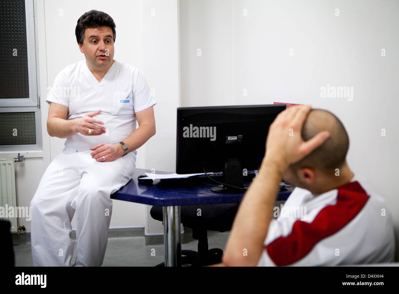 EMERGENCY CASE, HOSPITAL Stock Photo - Alamy