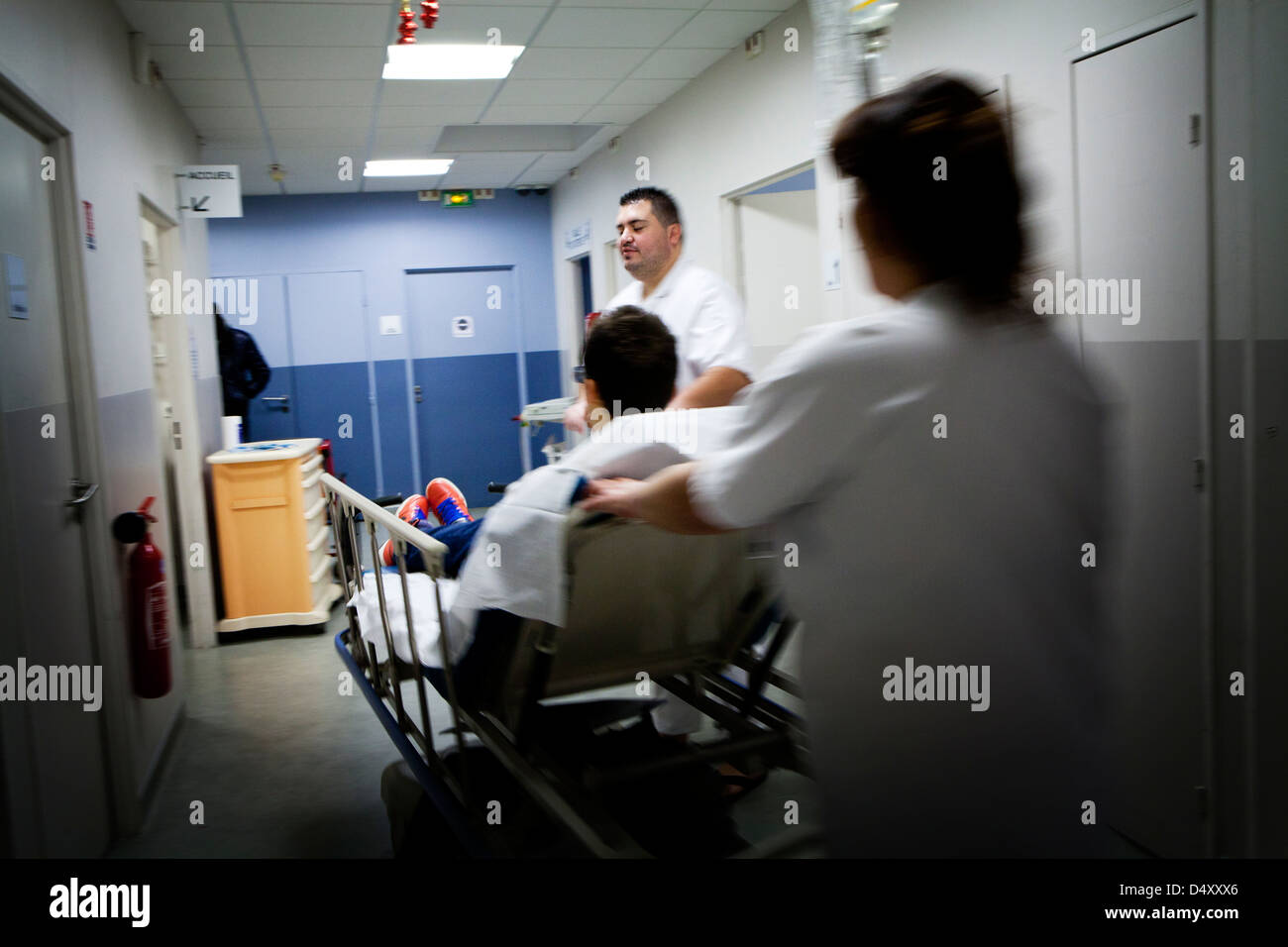 EMERGENCY CASE, HOSPITAL Stock Photo - Alamy
