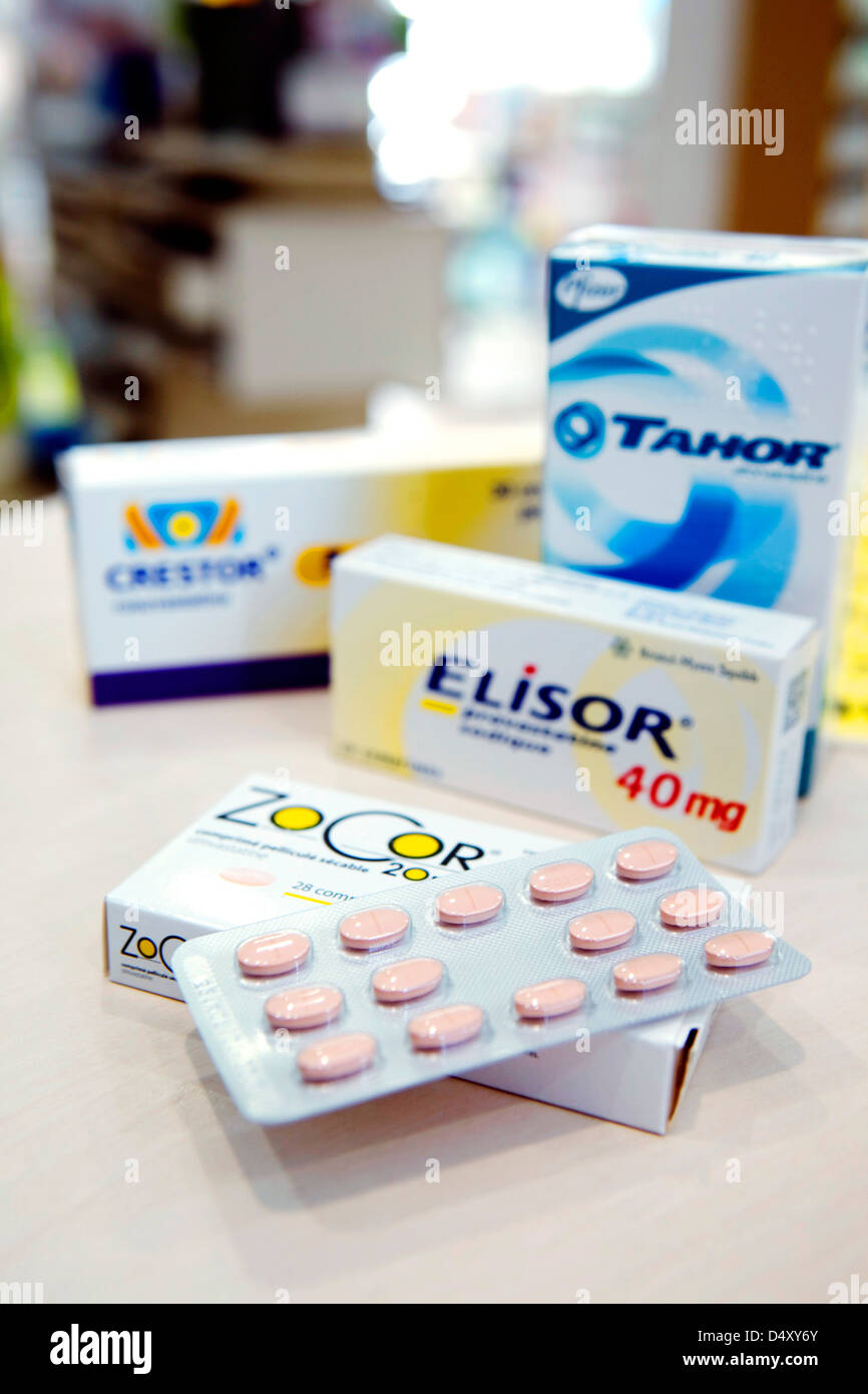 Rosuvastatin hi-res stock photography and images - Alamy