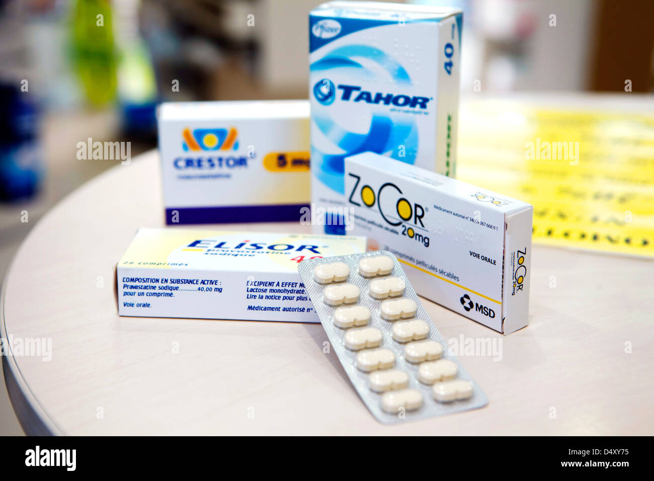 Rosuvastatin hi-res stock photography and images - Alamy