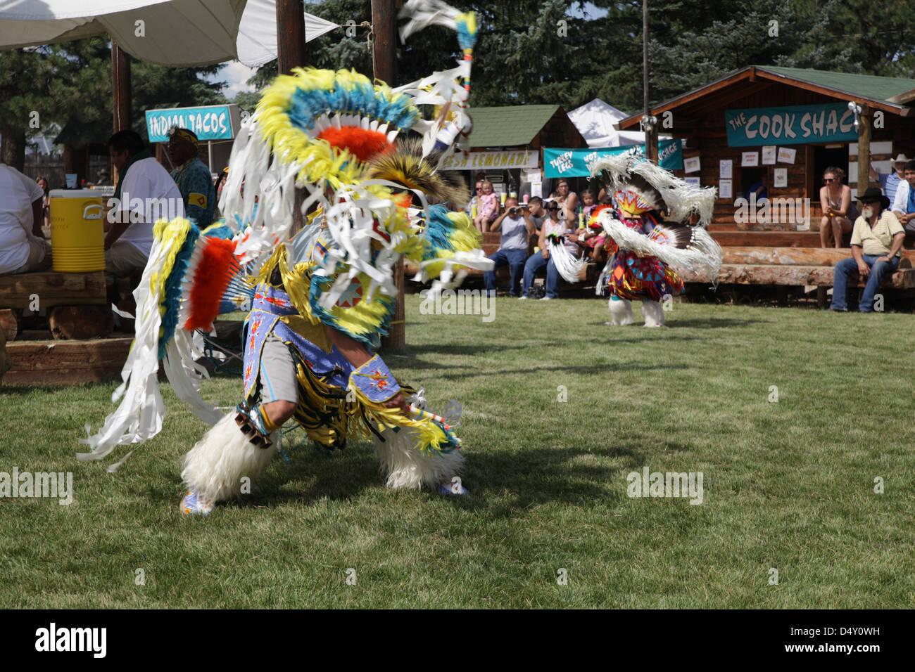Native Americans dancing at Cheyenne Frontiers day Stock Photo - Alamy