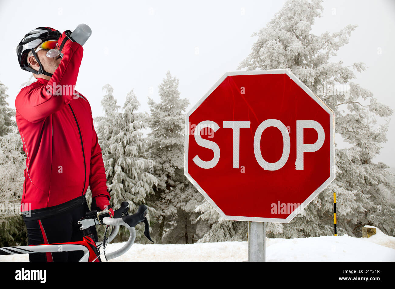 Time lapse road mountains hi-res stock photography and images - Alamy