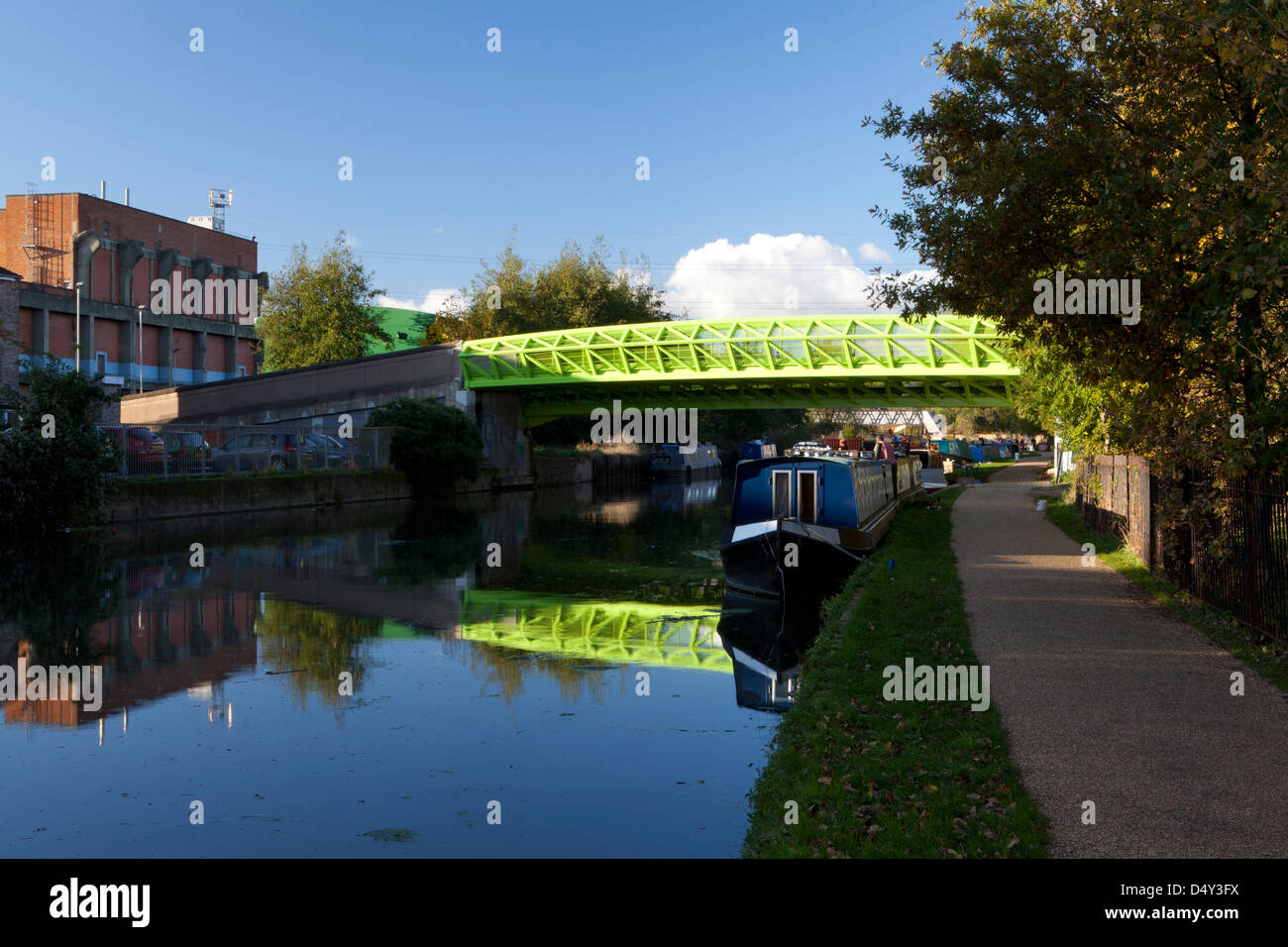 Cow Bridge, Hackney Marshes designed by Webb Yates engineers and Amin ...