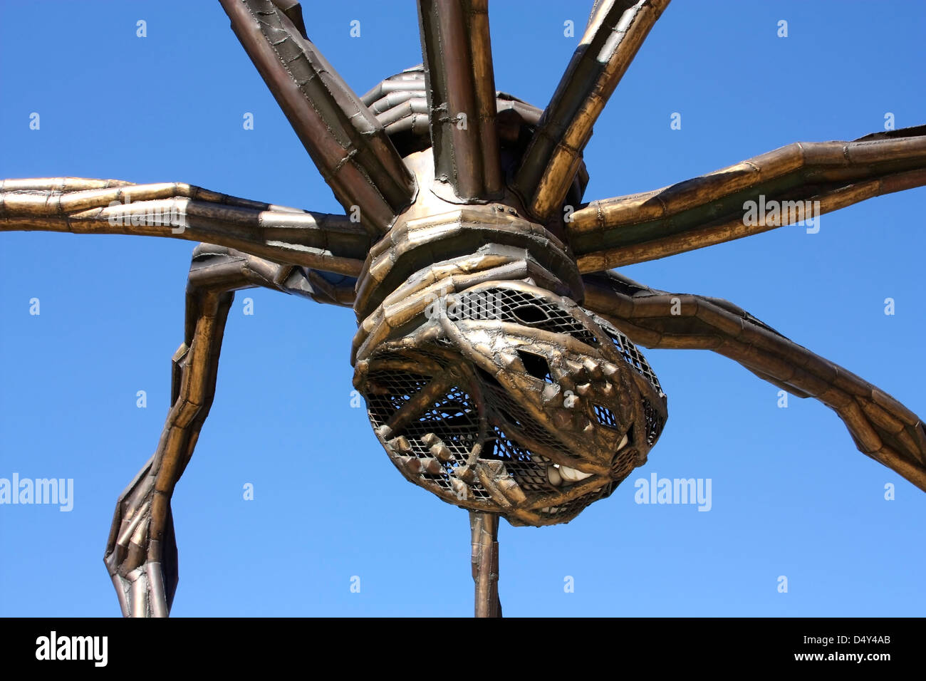 The giant spider 'Mama'. the Guggenheim Museum, Bilbao, Euskadi, Spain ...