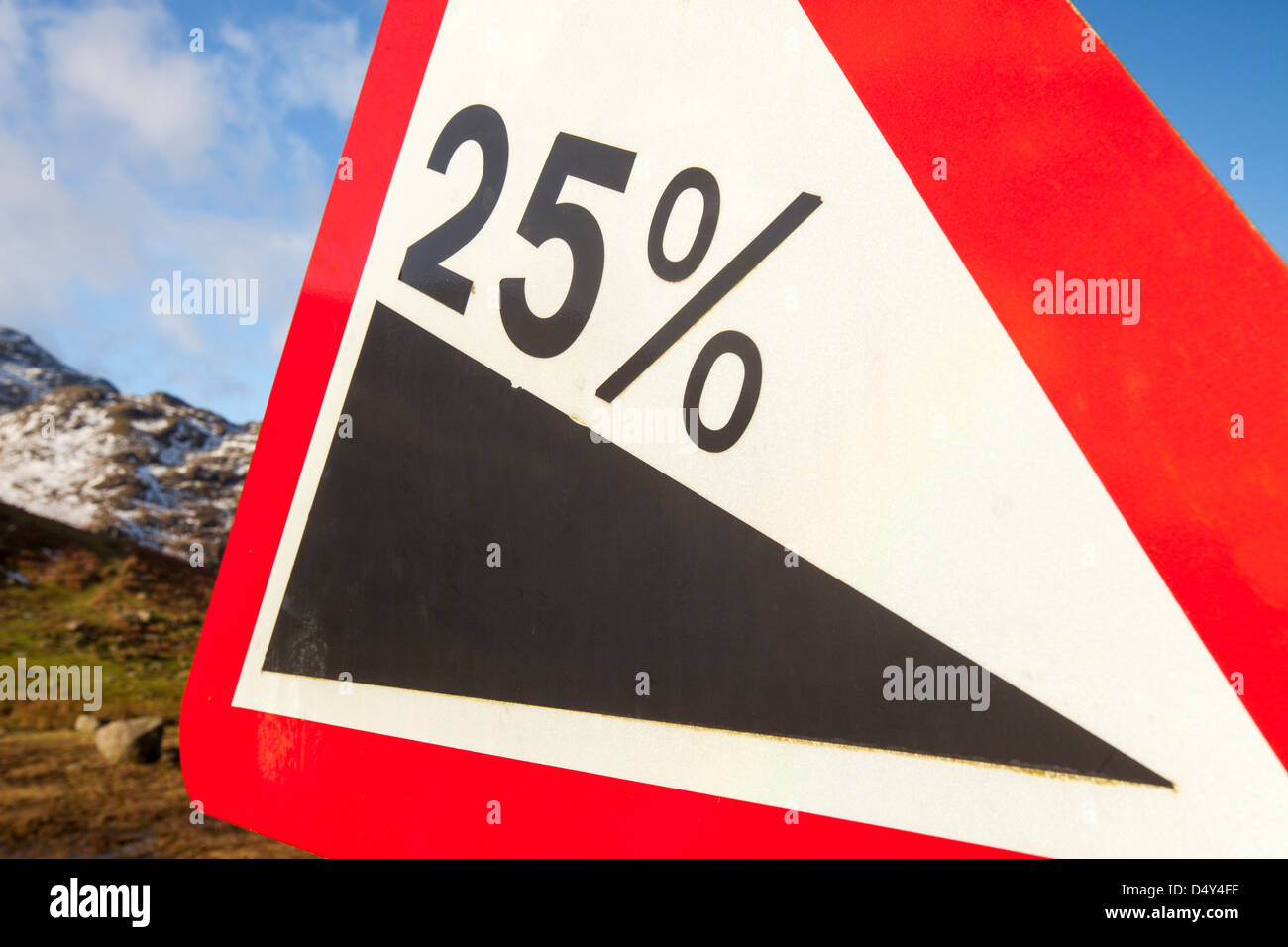 A steep road sign above Langdale, Lake District, UK Stock Photo - Alamy