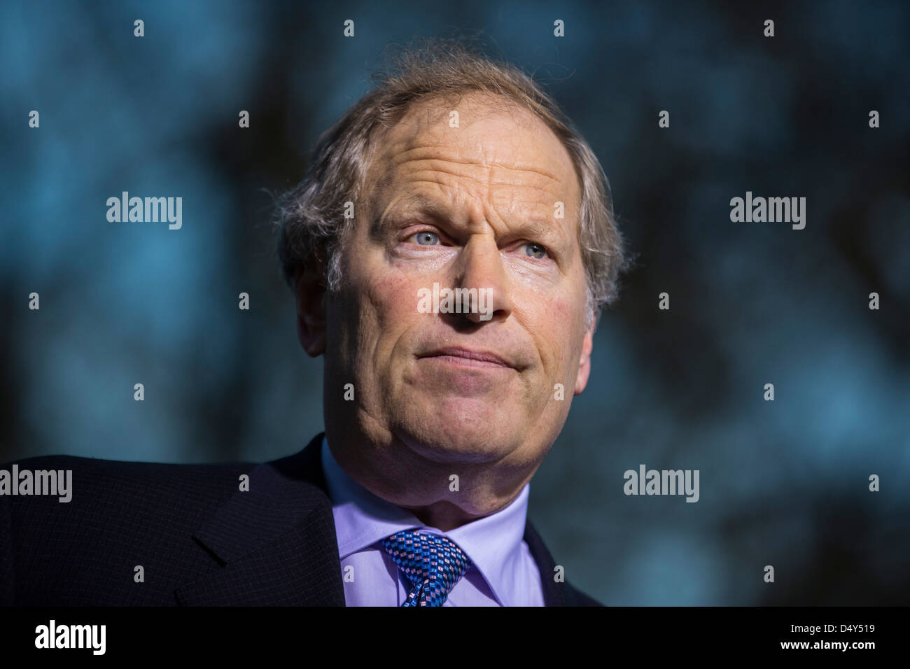 David cote chief executive officer hi-res stock photography and images ...