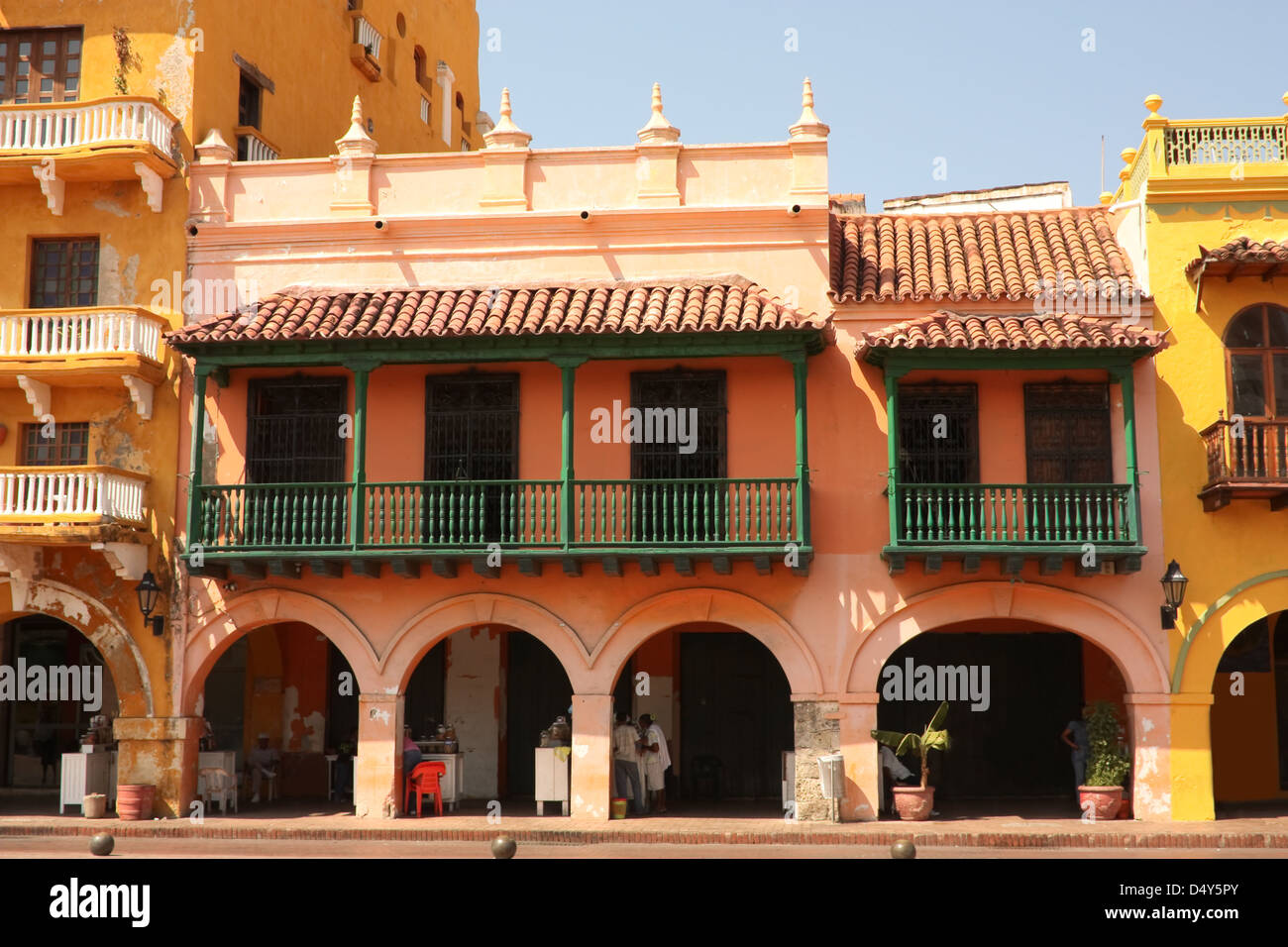 Spanish colonial house hi-res stock photography and images - Alamy