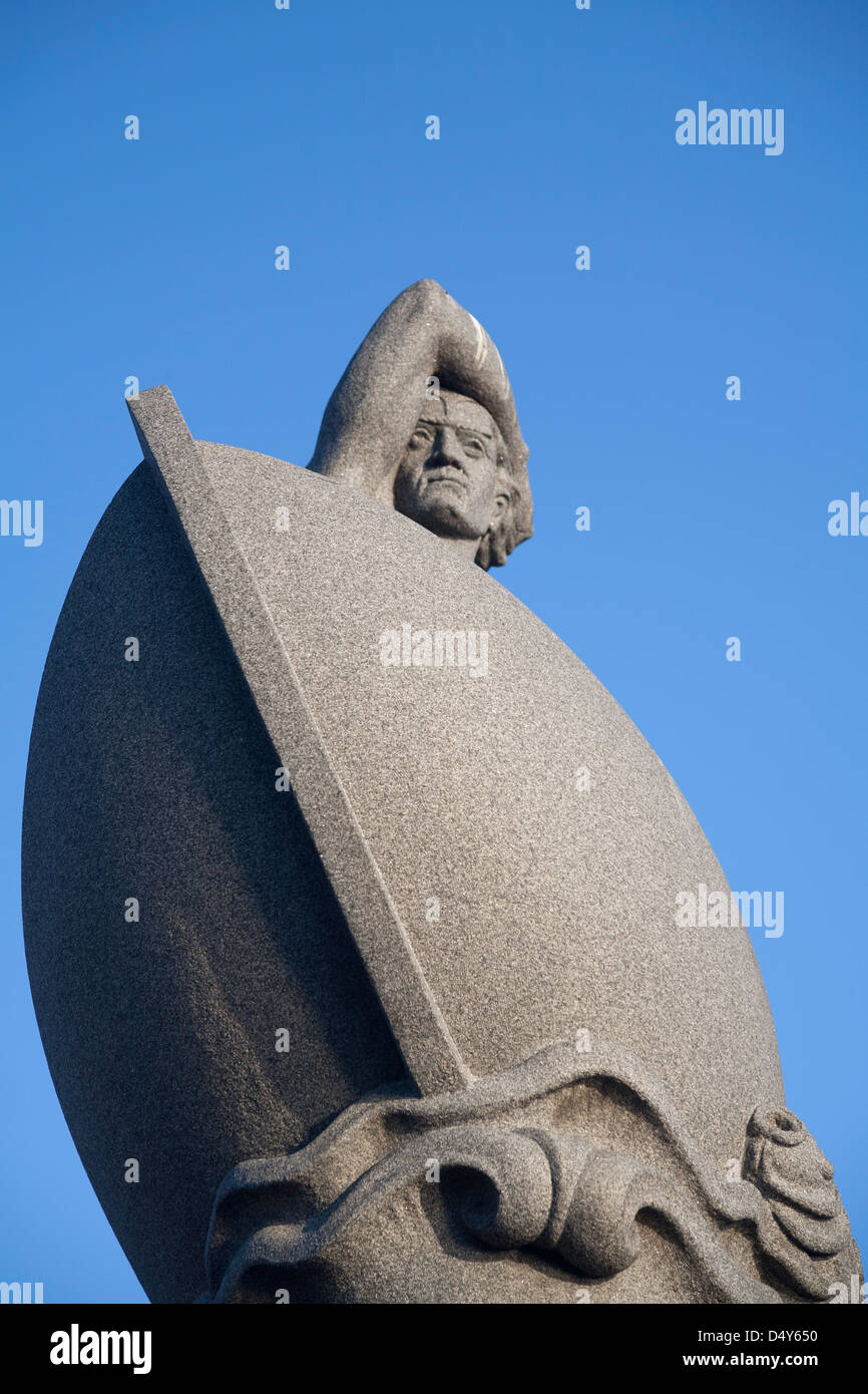 The waterfront and statue, Vastervik, Sweden Stock Photo - Alamy