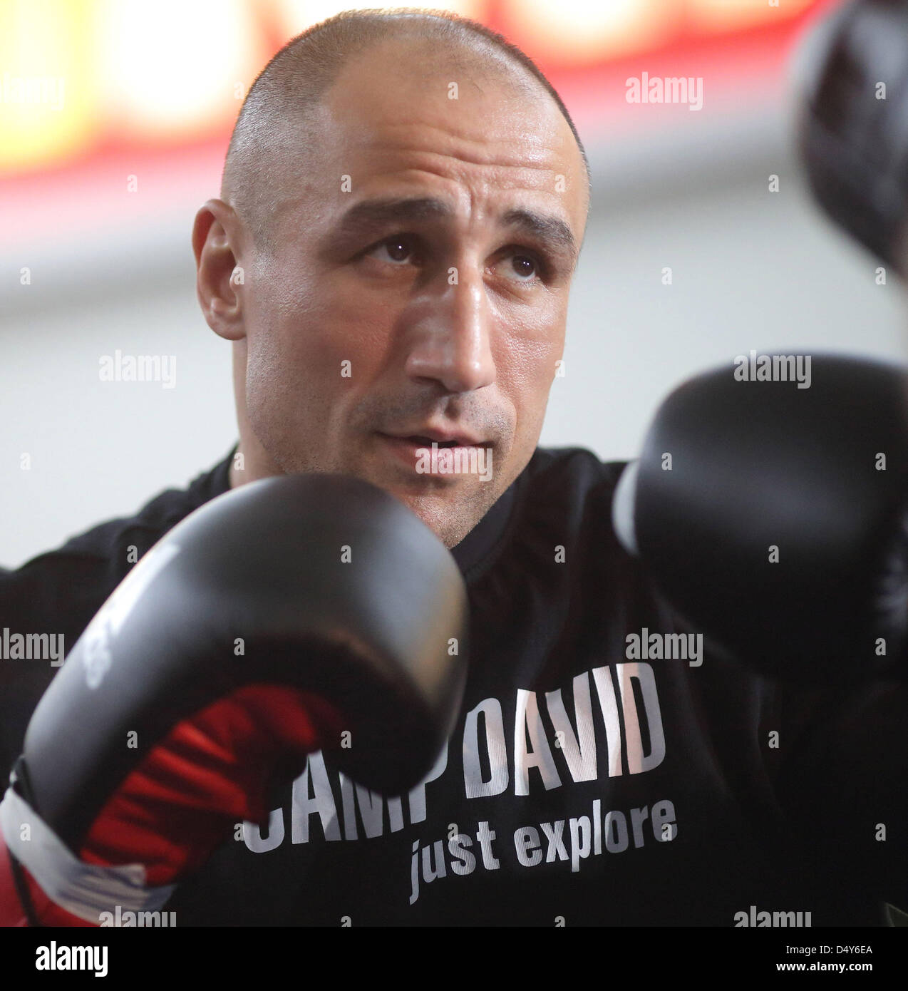 Boxing wbo world middleweight title hi-res stock photography and images ...