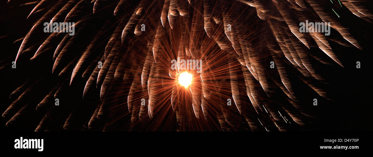 Firework displays hi-res stock photography and images - Alamy