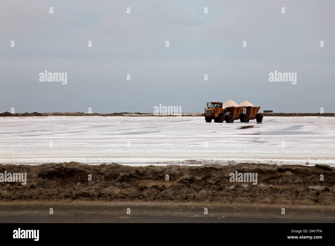 Walvis bay salt mining hi-res stock photography and images - Alamy