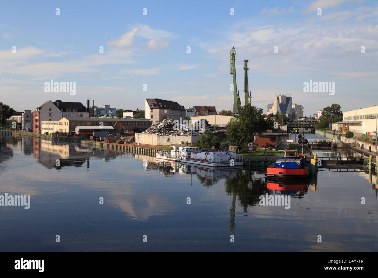 Berlin, Germany, the upper and lower harbor harbor on the Grenzallee ...