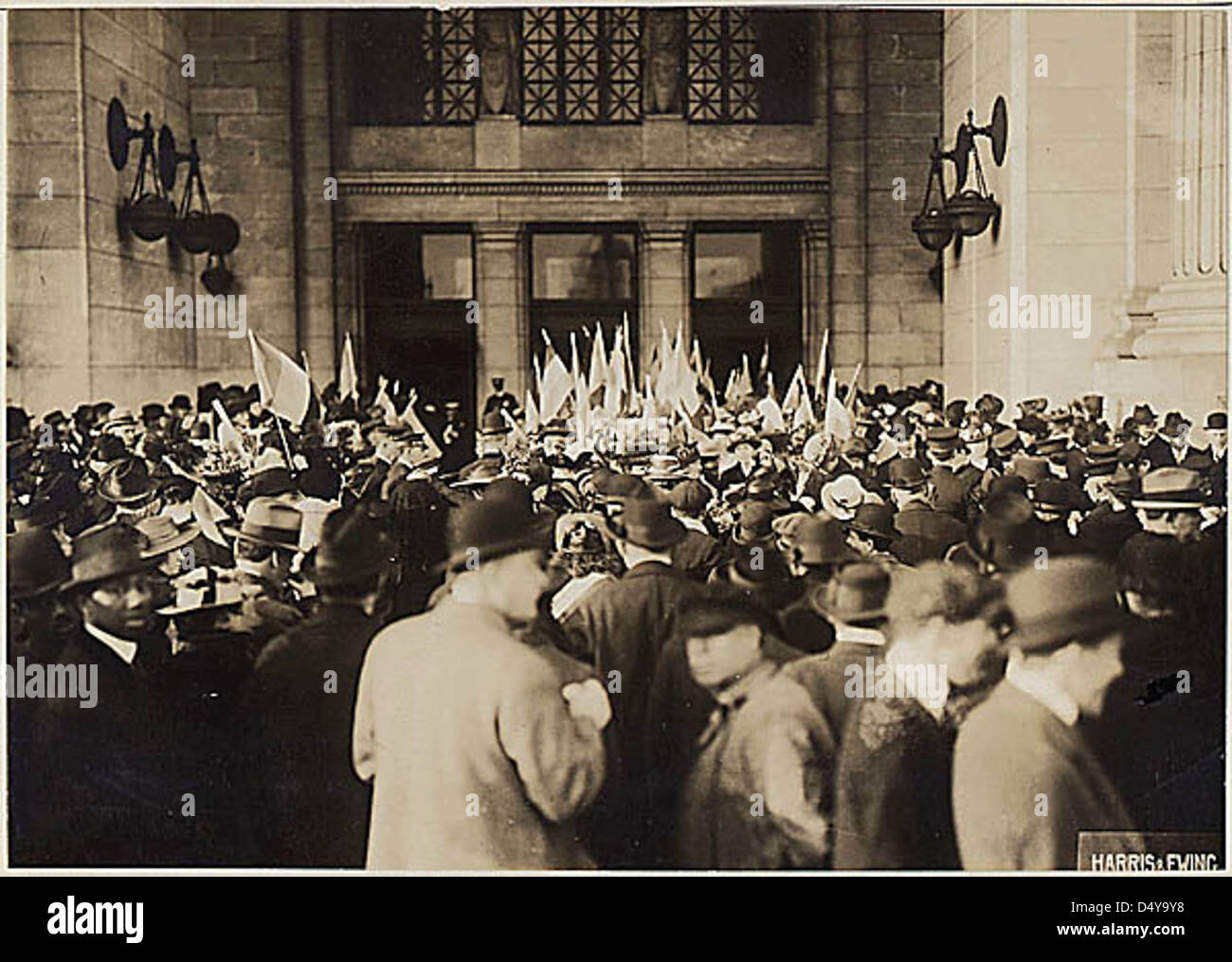 President Woodrow Wilson arrives at Union Station in Washington, D.C ...