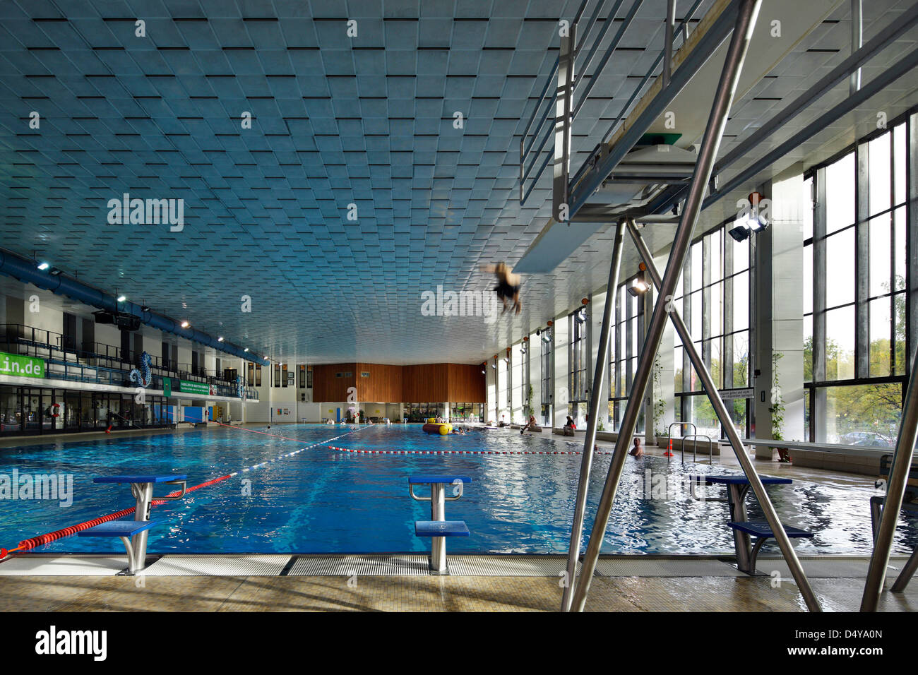 Swimming and diving center in europe hi-res stock photography and ...