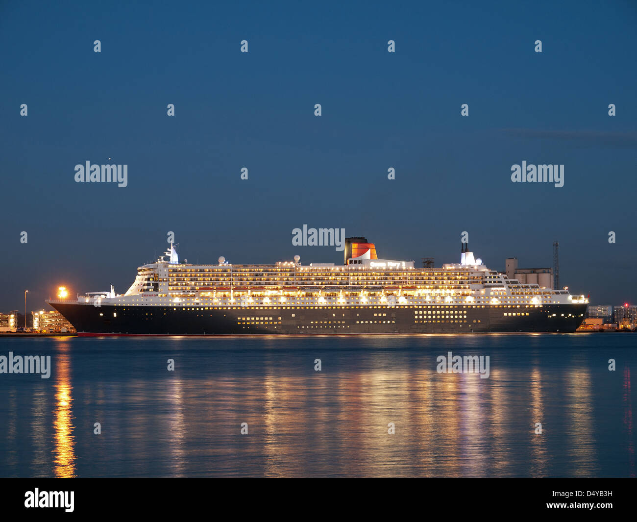 Cunard's ocean liner Queen Mary 2 berthed at the Queen Elizabeth 2 ...