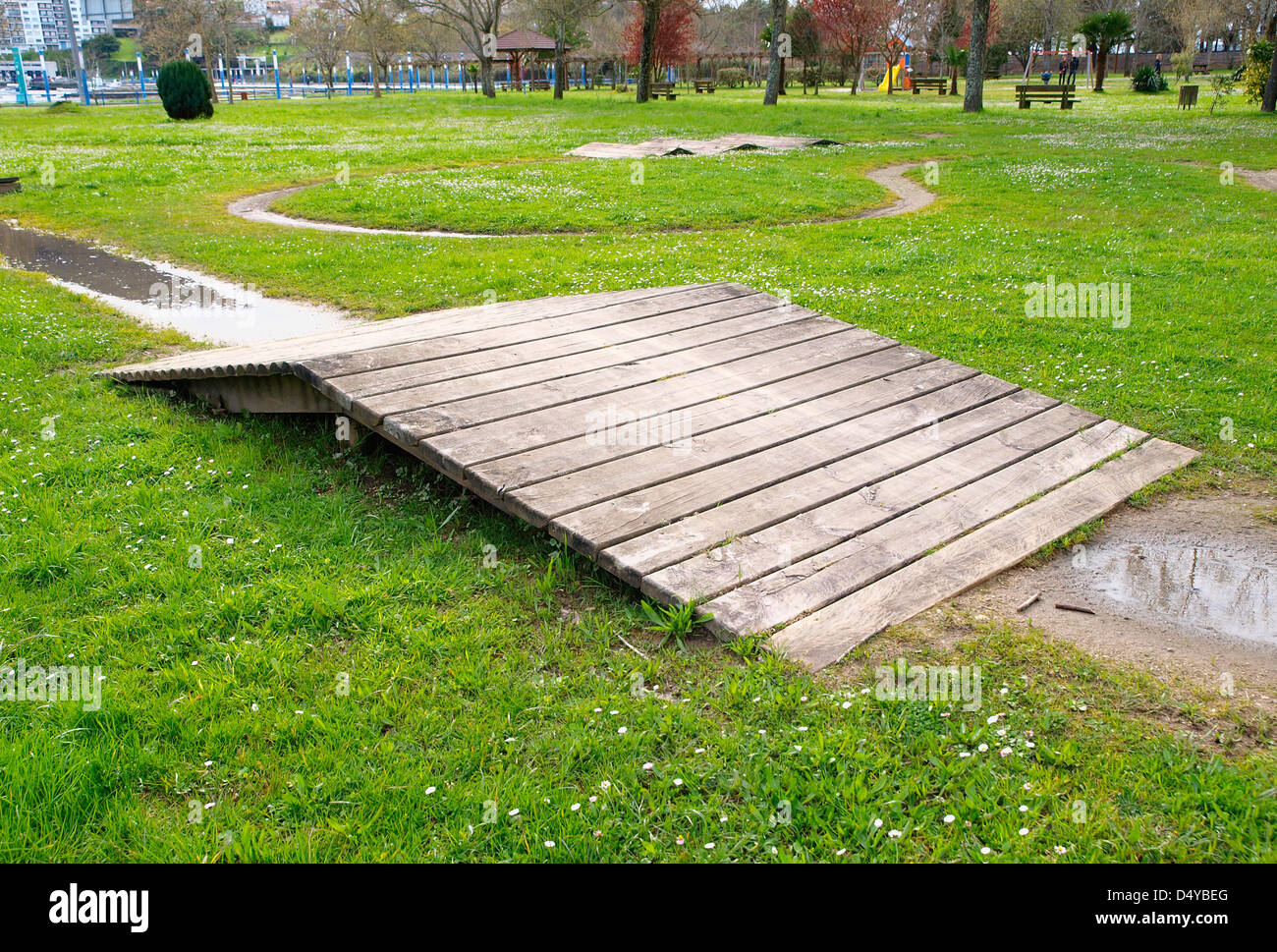Wooden ramp hi-res stock photography and images - Alamy