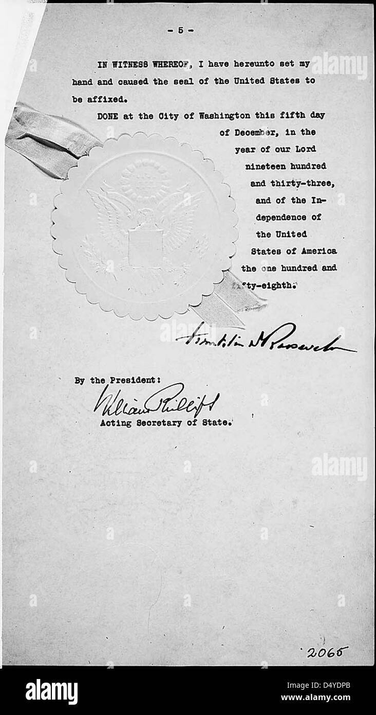 President Franklin D. Roosevelt's proclamation to repeal Prohibition on ...