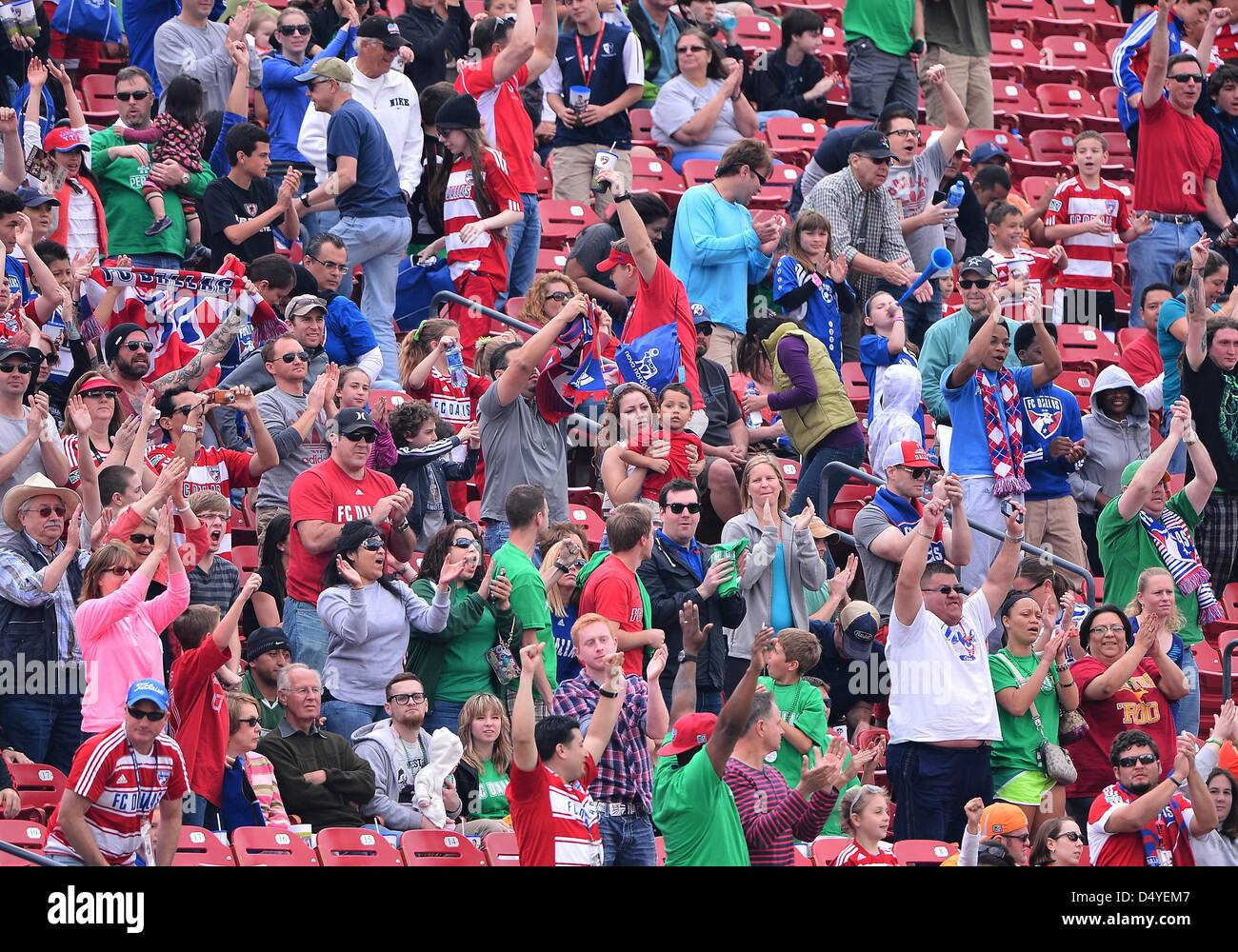 Fc dallas fans hi-res stock photography and images - Alamy