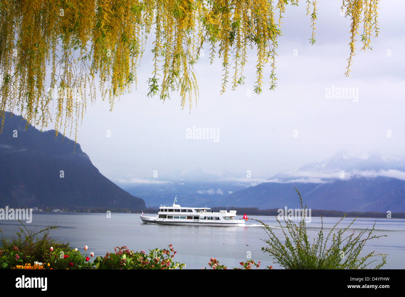 Ferry lake geneva hi-res stock photography and images - Alamy