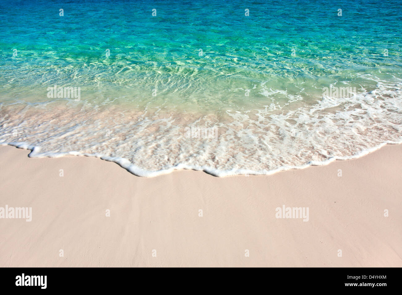 Caribbean clear beach sand texture hi-res stock photography and images ...