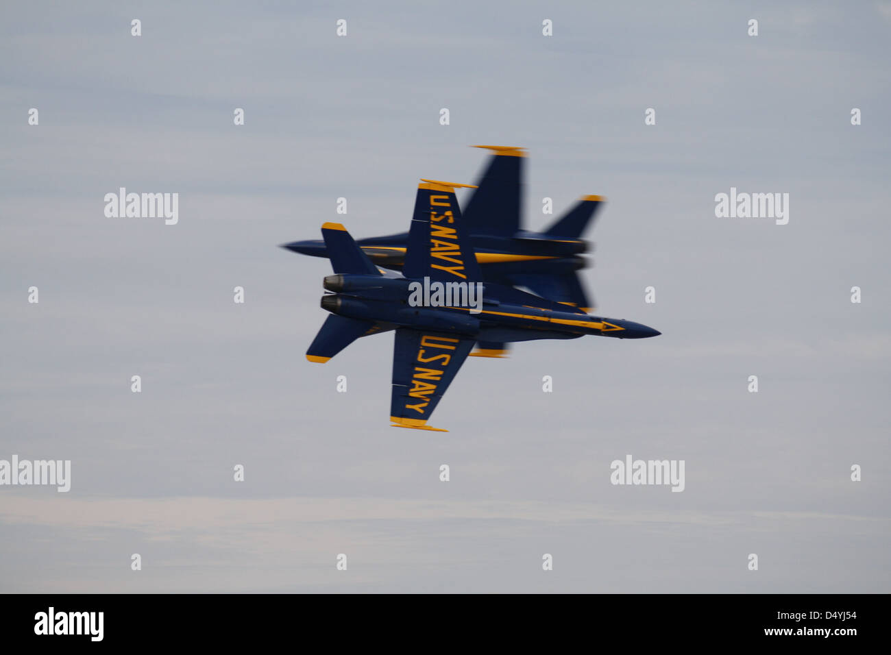 Us navy blue angels jet hi-res stock photography and images - Alamy