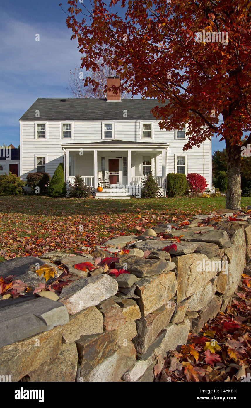 Exterior of single family home Stock Photo - Alamy