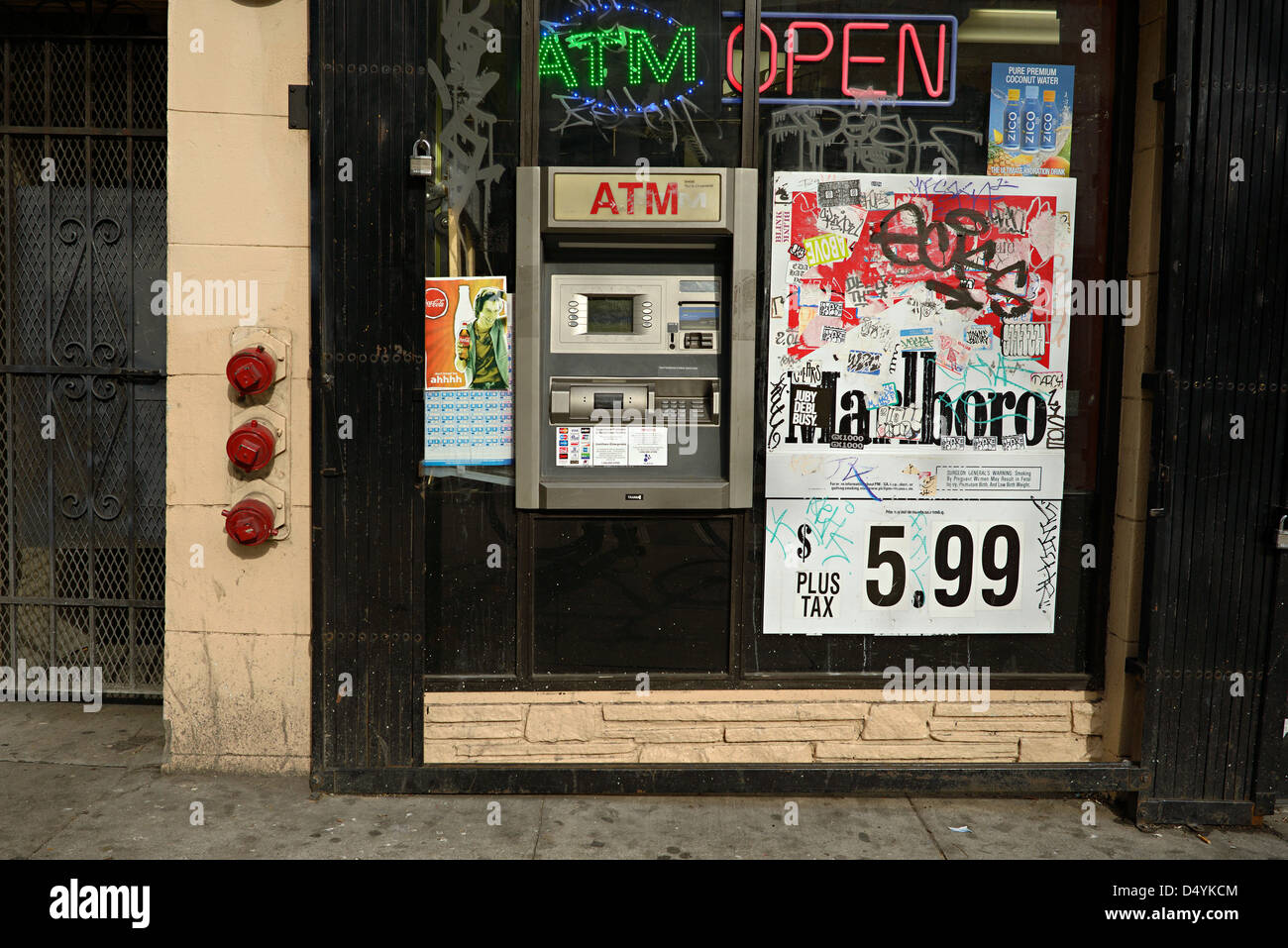 grocery store atm window san francisco Stock Photo - Alamy