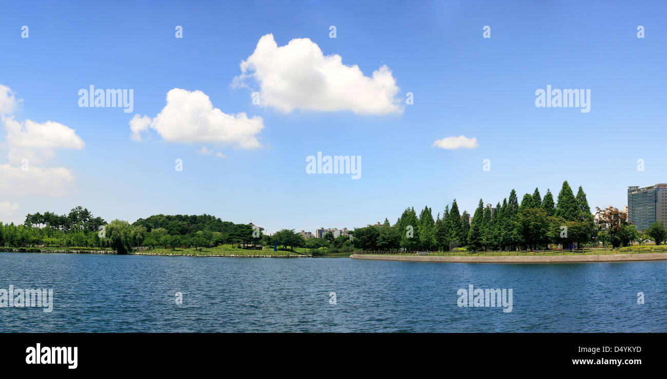 Ilsan lake park hi-res stock photography and images - Alamy
