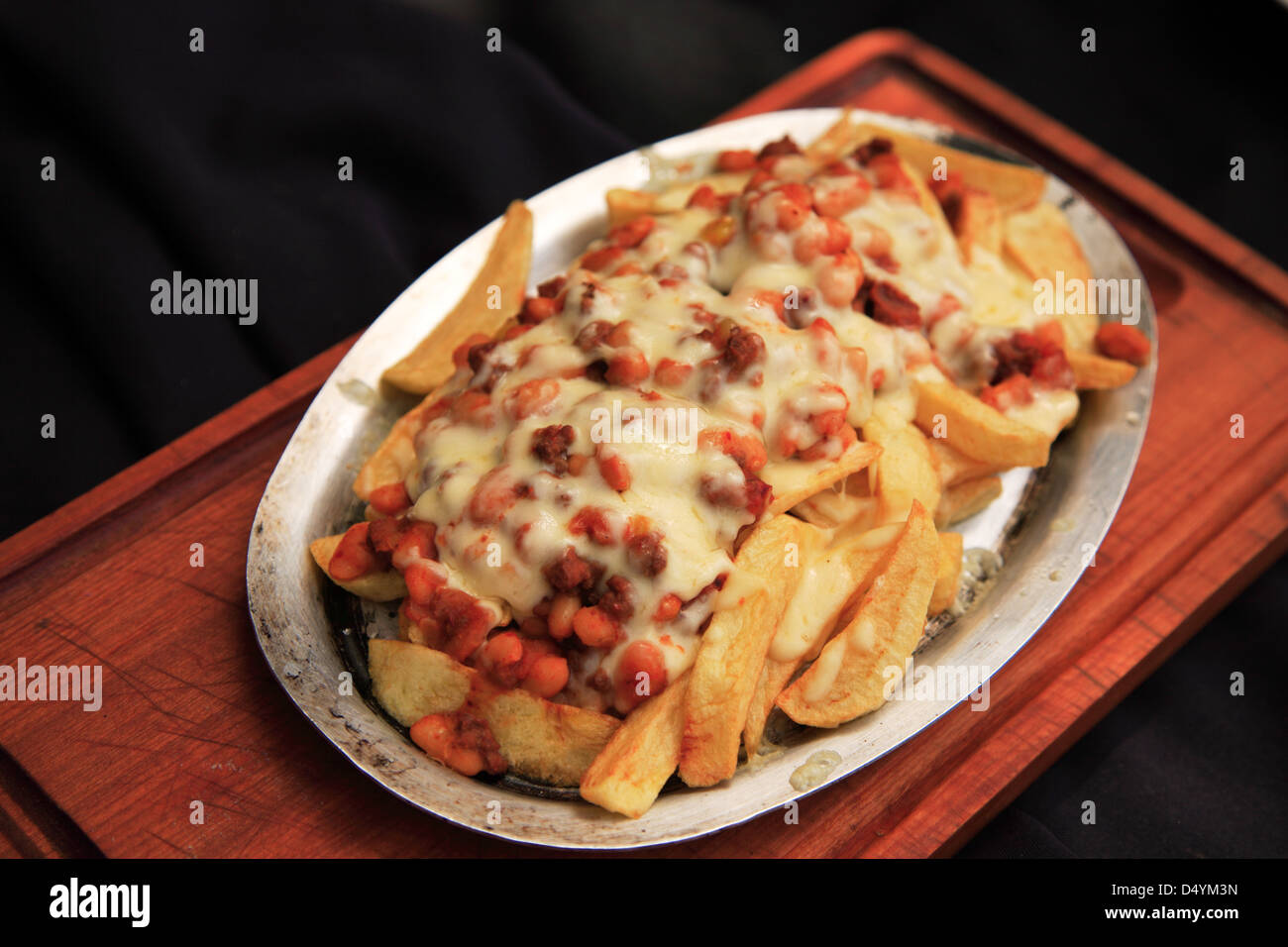 Chilli cheese fries hi-res stock photography and images - Alamy