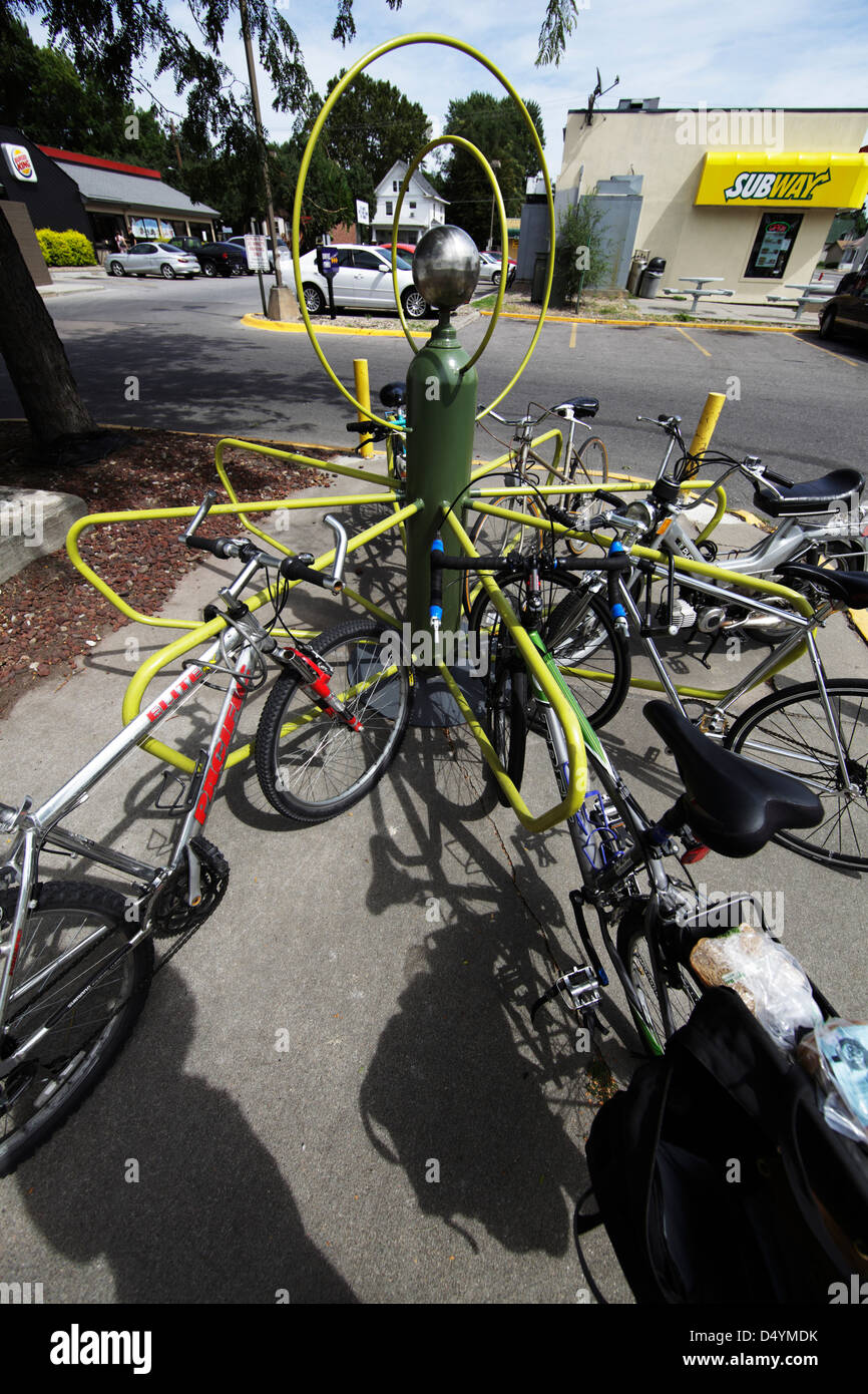 Round bike rack Stock Photo - Alamy