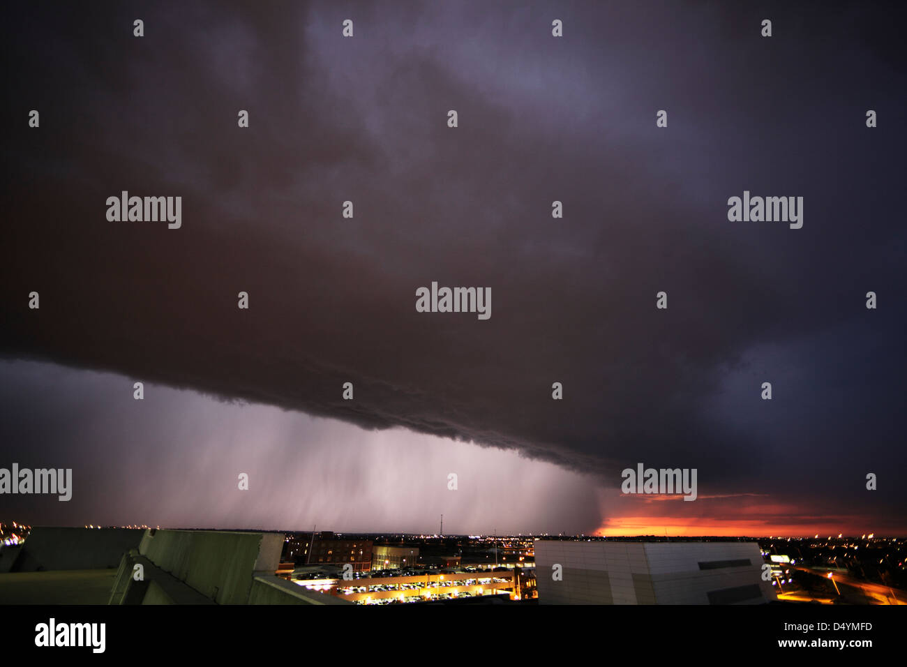 Thunderstorm night hi-res stock photography and images - Alamy