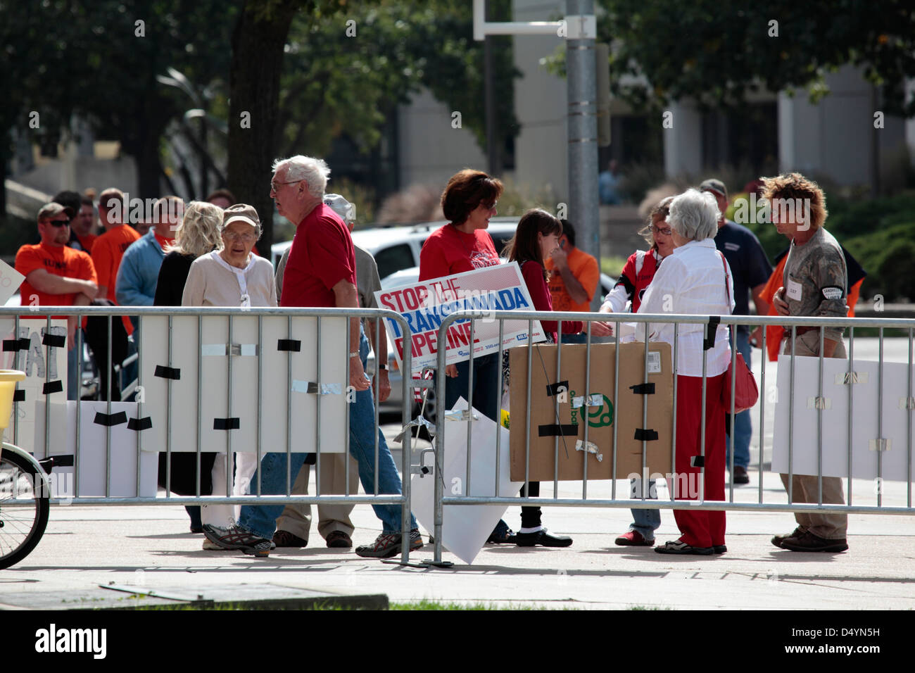 A group of people protesting TransCanada's Keystone XL oil shale ...