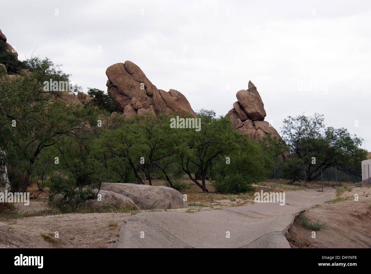 Texas Canyon Rest Stop Stock Photo - Alamy