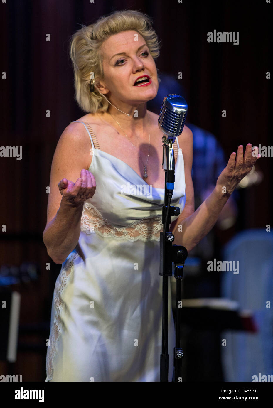 Alison fraser hi-res stock photography and images - Alamy