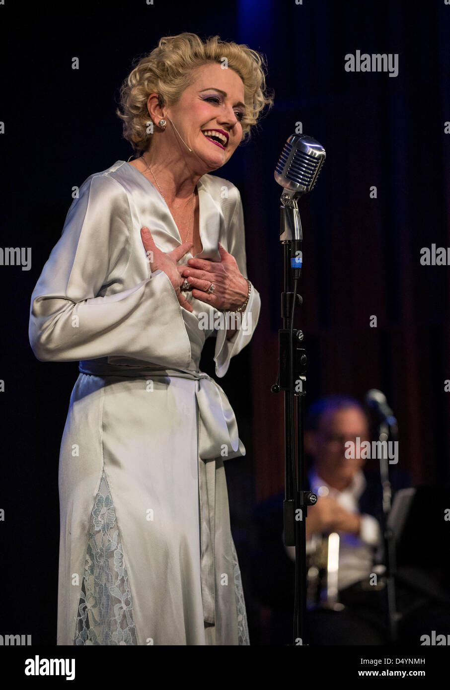 Alison fraser hi-res stock photography and images - Alamy