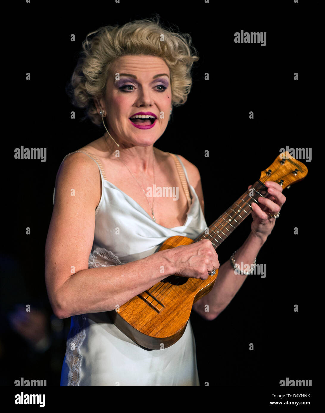 Alison fraser hi-res stock photography and images - Alamy