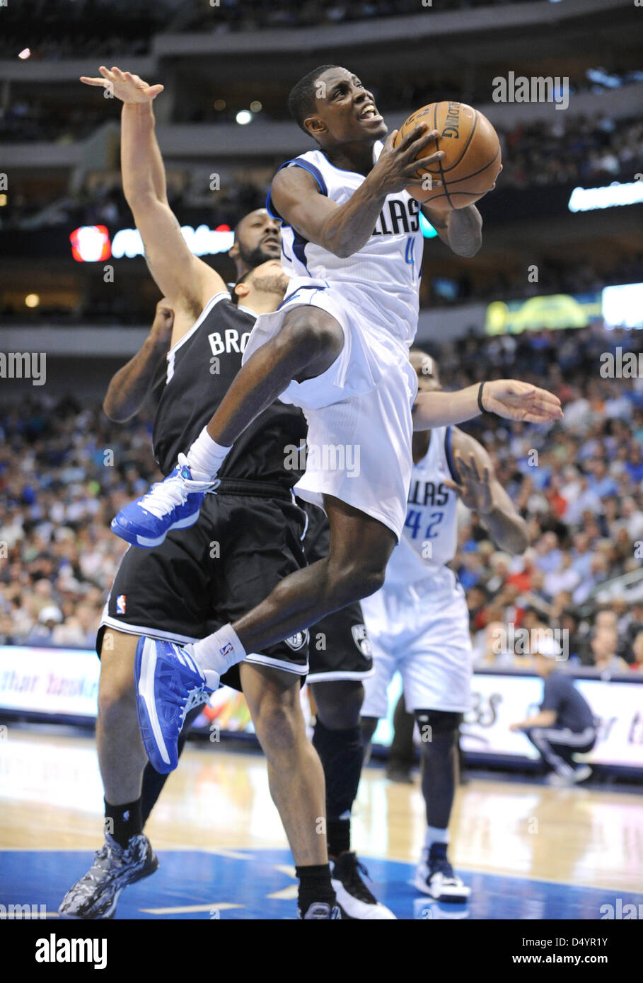 Mavericks nets basketball hi-res stock photography and images - Alamy