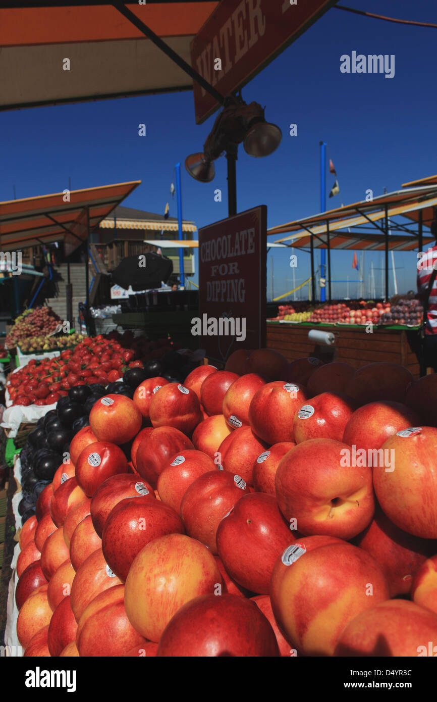 Grocery store line up hi-res stock photography and images - Alamy